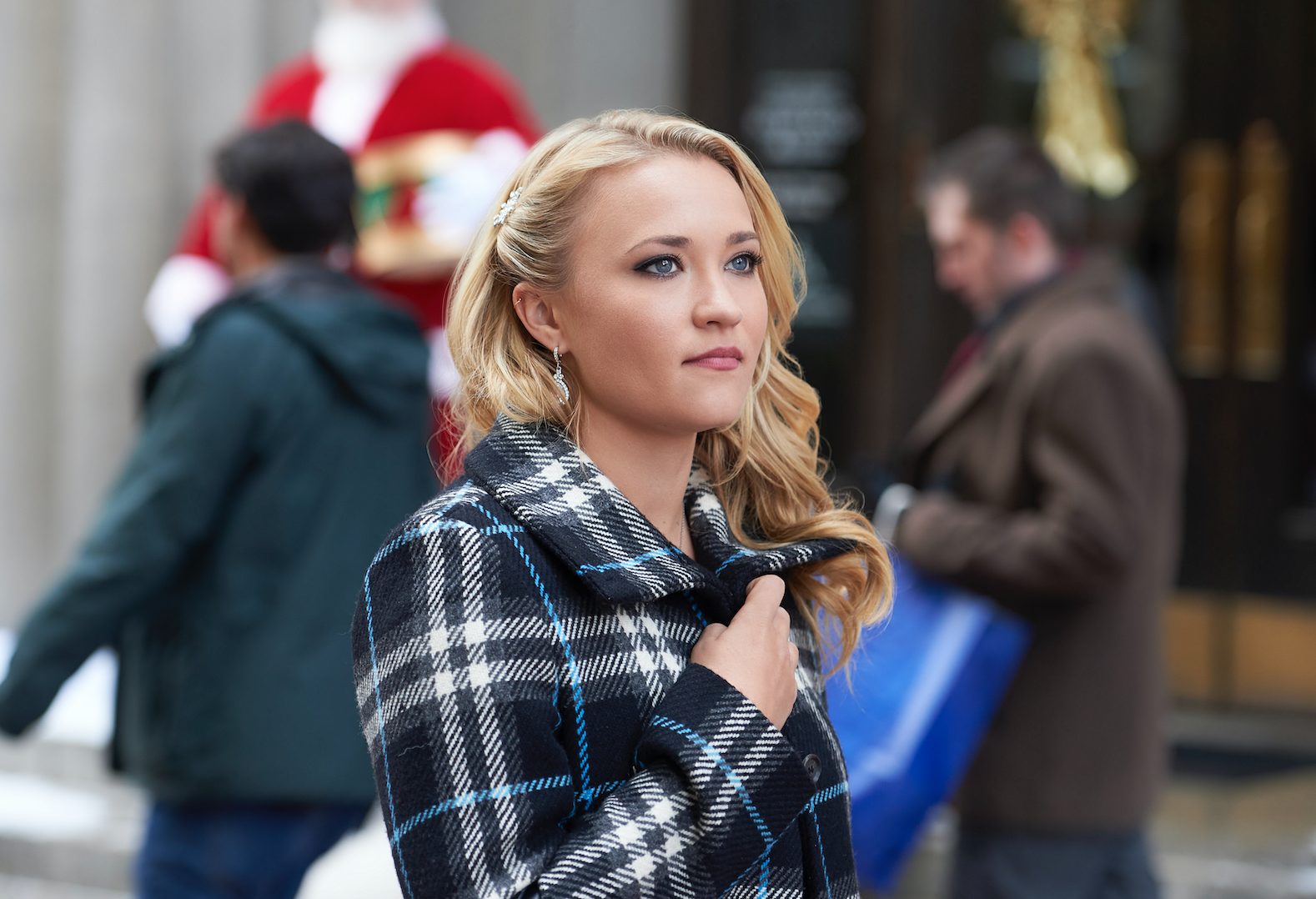Emily Osment Net Worth 2025: Earnings and Investments