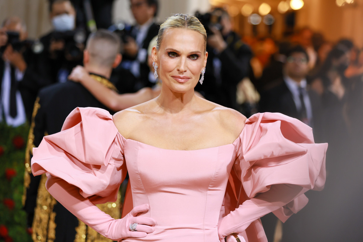 Molly Sims Net Worth 2025: Modeling and Business Ventures
