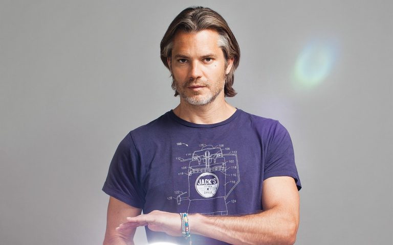 Timothy Olyphant Net Worth: Income, Assets and Biography