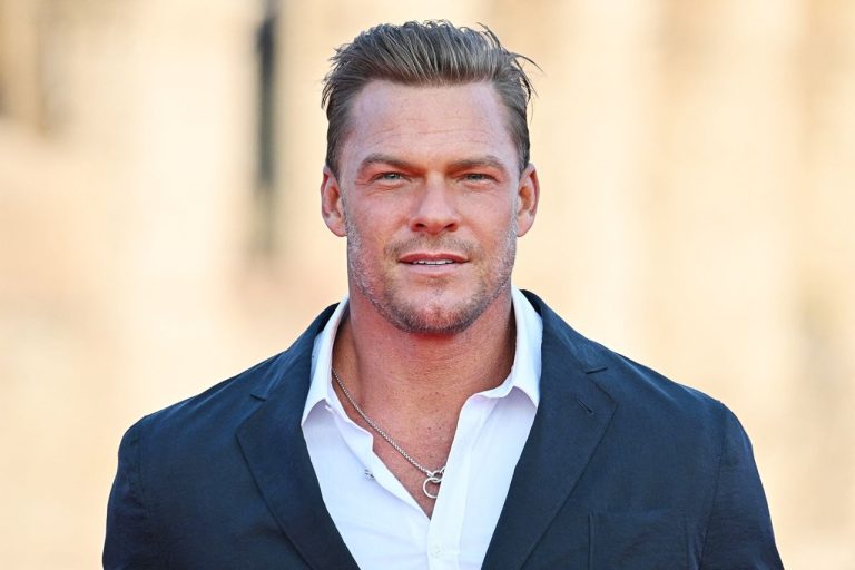 Alan Ritchson Net Worth, Salary, Films Earnings and Relationships