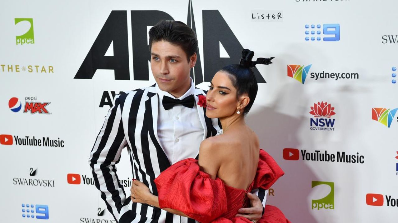 Lisa Origliasso Net Worth: Singing Career and Businesswoman